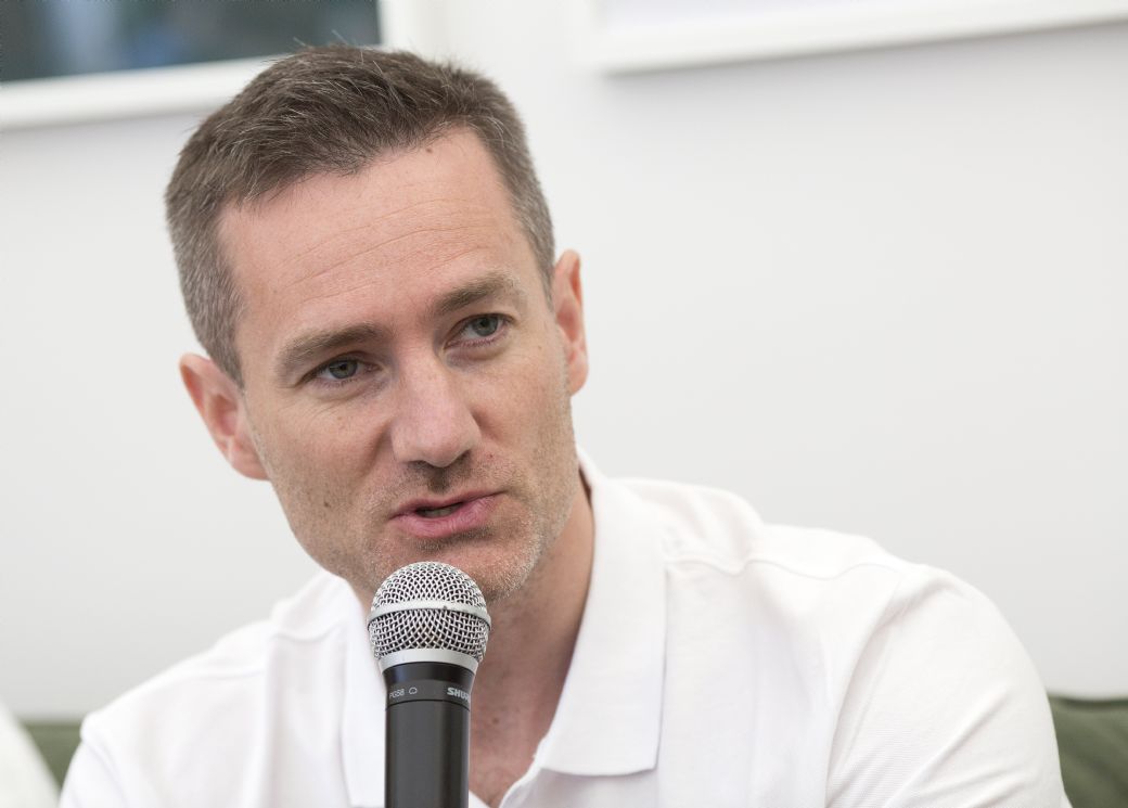 Rasmus Jarlovs bil blev fjernet af lokal partifælle