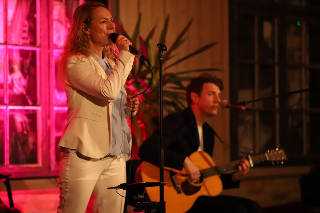 Koncerter i Nexø fik god start med Alberte Winding Duo