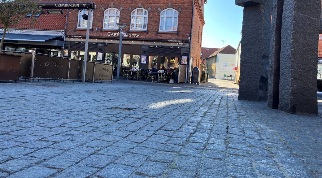 Demonstration på Store Torv i Rønne