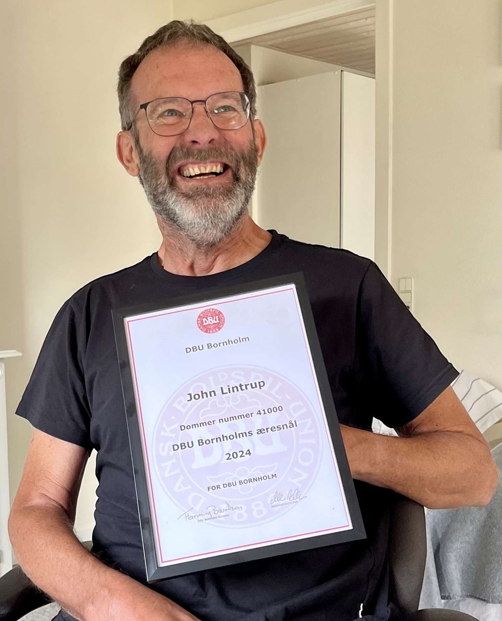 John var vellidt blandt både spillere, ledere og dommerkollegaer