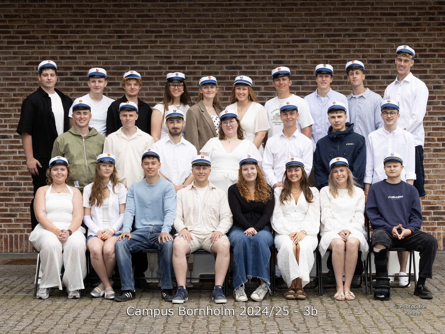 Se billederne af de nye studenter
